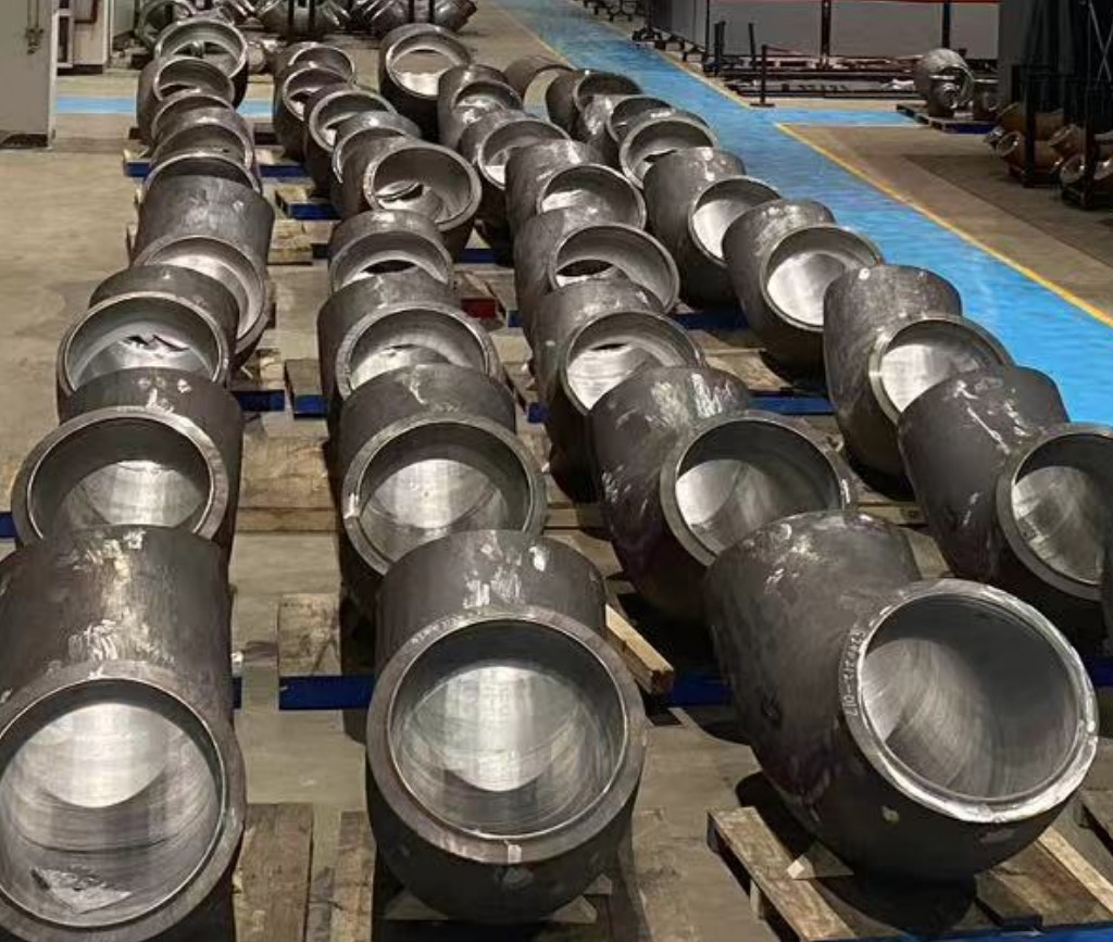 Clad Pipe Fittings - FNS (Nanjing)